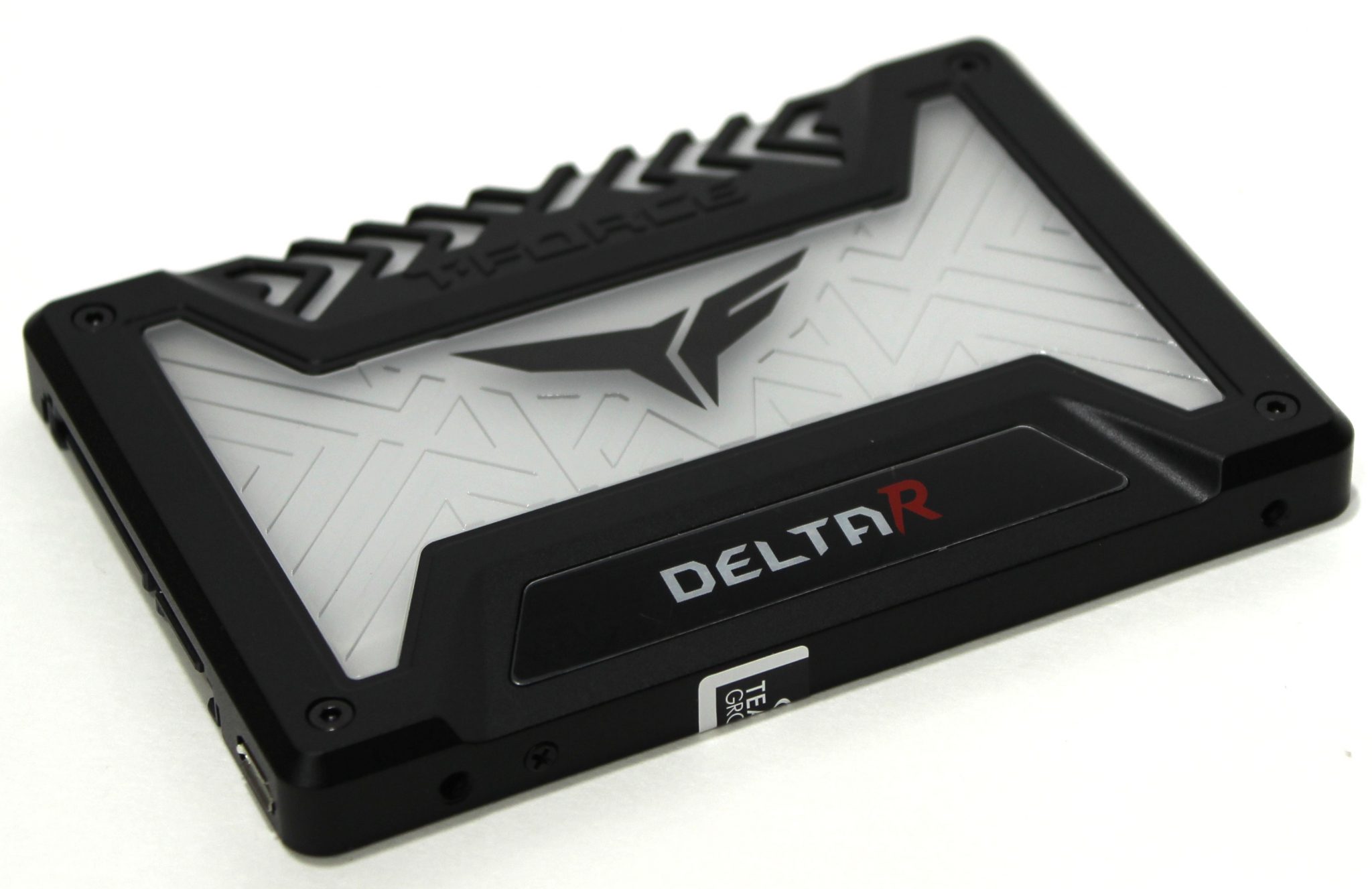 Team Group DELTA R RGB SSD Review - Has This RGB Thing Gone Too Far ...
