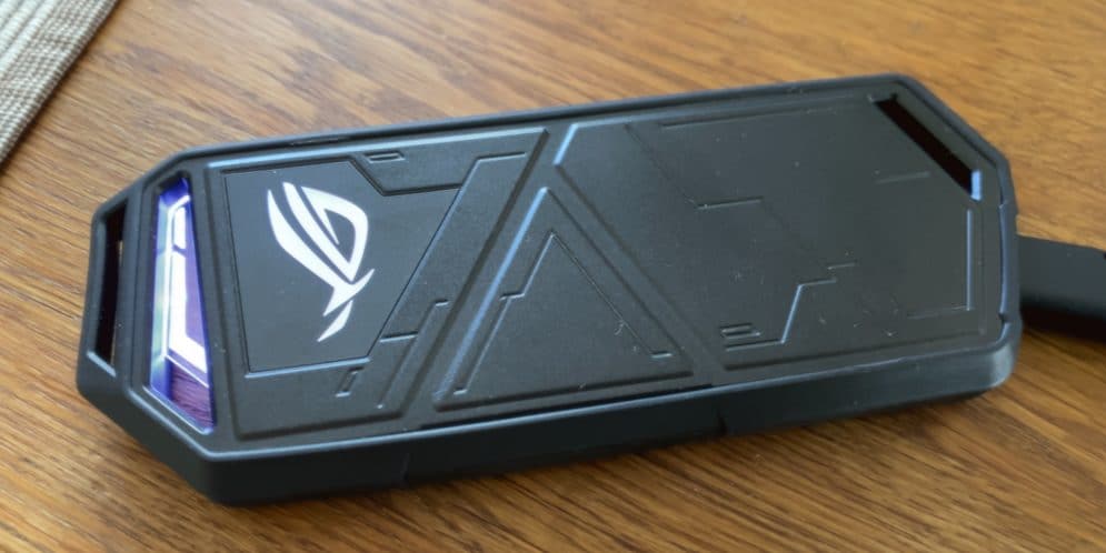 ROG Strix Arion M.2 NVMe SSD Enclosure - Bjorn3D.com